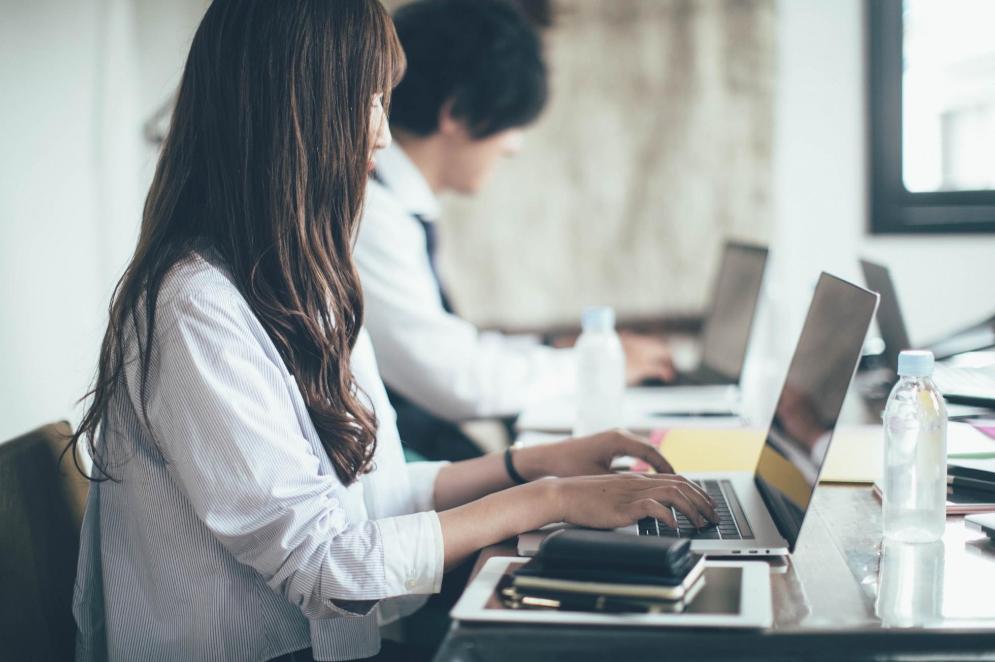 実務経験ゼロでもOK／どんな困難にも立ち向かえるフロントエンジニア募集中！ - 株式会社WorldHacksのWebエンジニアの採用 - Wantedly