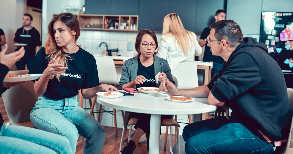 多様な働き方を尊重！海外発SaaSのカスタマーサクセスメンバーを募集 - Embedsocial Japan 株式会社のカスタマーサクセスの採用 - Wantedly