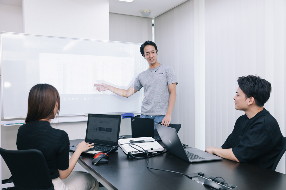 自社開発アプリのユーザー獲得へ！仲間と一緒に成長させるマーケター募集！ - Arteryex株式会社のマーケティング・PRの採用 - Wantedly