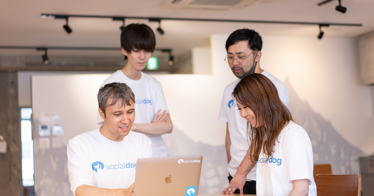 自由な時間＆好きな場所で開発に専念！自社SaaSを磨くReactエンジニア - 株式会社SocialDogのWebエンジニアの採用 - Wantedly