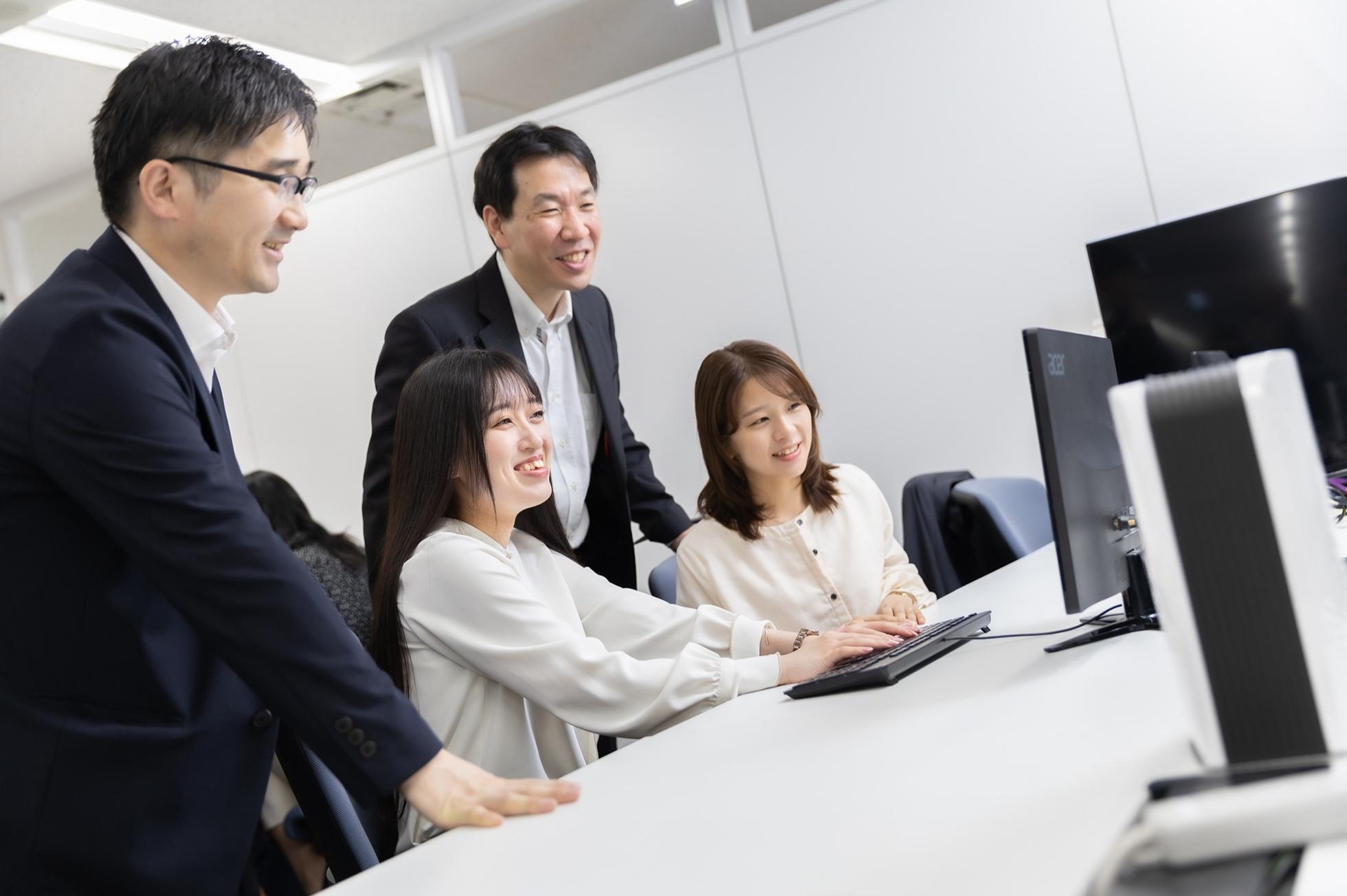 福岡｜求められるのは課題解決力！安定基盤のもと挑戦&成長できる - DAIKO XTECH株式会社のシステムエンジニアの採用 - Wantedly