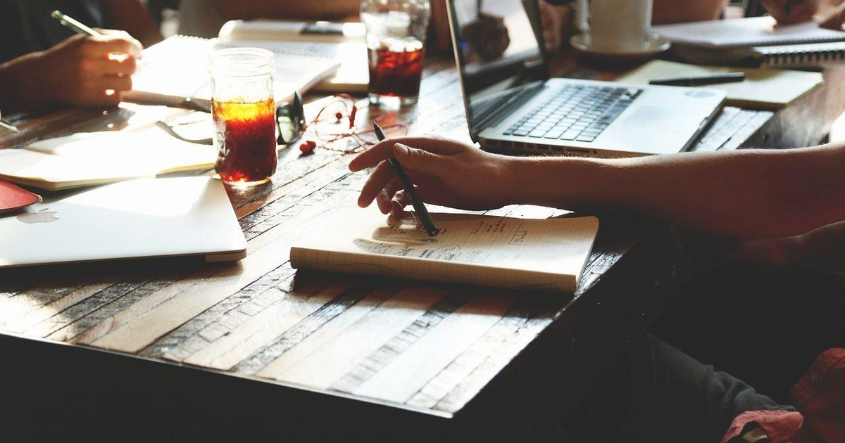 インターンシップガイドでエンジニアの道を歩もう - 株式会社futurelaboのWebエンジニアの採用 - Wantedly