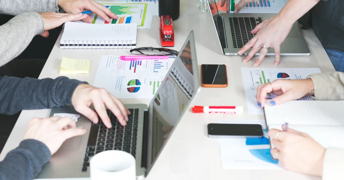 今注目のD2Cブランドに携われる！アパレルEC担当募集 - 株式会社KONNEKT INTERNATIONALのWebディレクターの採用 - Wantedly