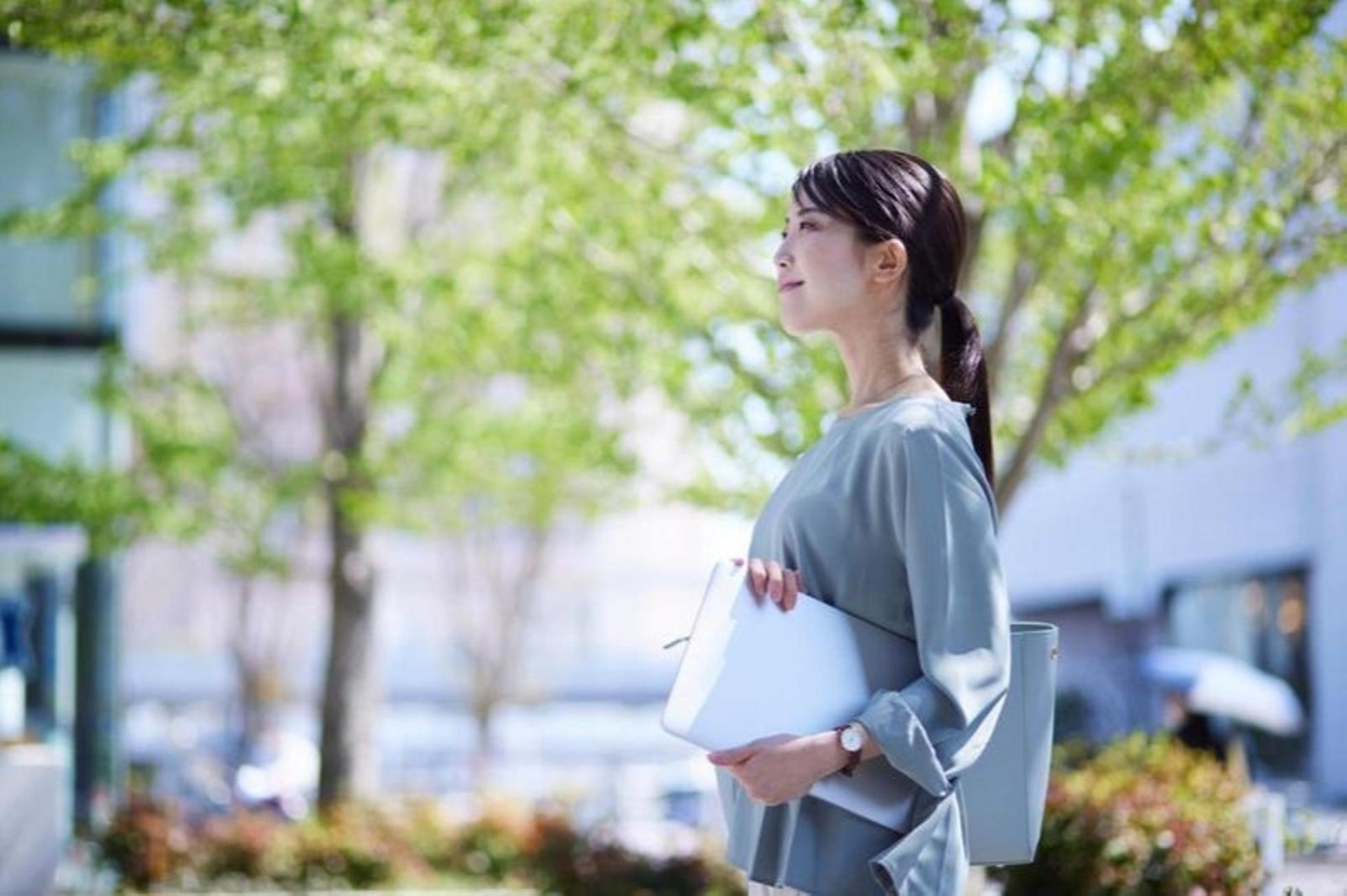 提案して終わりじゃ物足りない人へ。事業づくりに関われるITセールス - UP HEARTS株式会社の事業開発の採用 - Wantedly